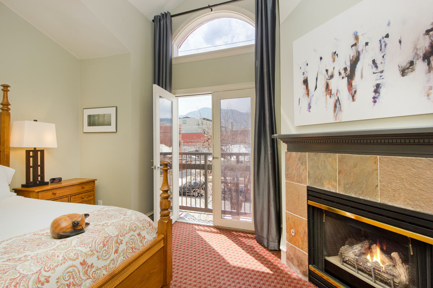 Boutique Boulder Inn | The Bradley Boulder Inn